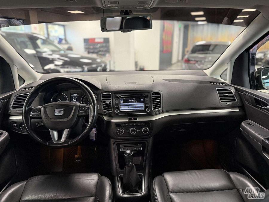 Melns SEAT Alhambra 2013 Klaipėda, ar dzinēja tilpumu 2.00 L un nobraukumu 239 tūkst. km par 12900 €, foto 3 vietnē AUTOMOTO.COM.LV