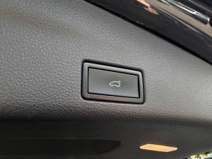 Melns SEAT Alhambra 2013 Rīga, ar dzinēja tilpumu 2.00 L un nobraukumu 203 tūkst. km par 11950 €, foto 16 vietnē AUTOMOTO.COM.LV