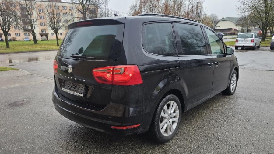 Melns SEAT Alhambra 2013 Rīga, ar dzinēja tilpumu 2.00 L un nobraukumu 203 tūkst. km par 11950 €, foto 42 vietnē AUTOMOTO.COM.LV