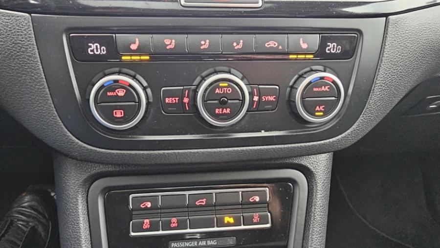 Melns SEAT Alhambra 2013 Rīga, ar dzinēja tilpumu 2.00 L un nobraukumu 203 tūkst. km par 11950 €, foto 51 vietnē AUTOMOTO.COM.LV
