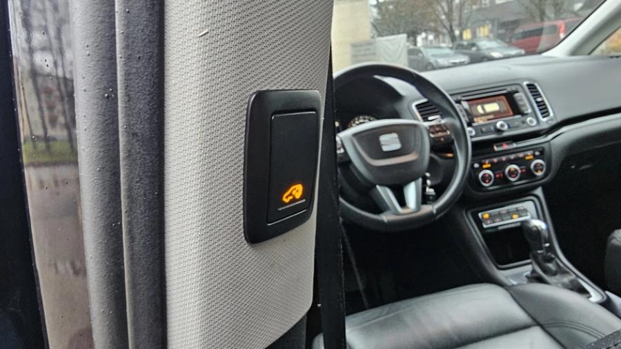 Melns SEAT Alhambra 2013 Rīga, ar dzinēja tilpumu 2.00 L un nobraukumu 203 tūkst. km par 11950 €, foto 58 vietnē AUTOMOTO.COM.LV