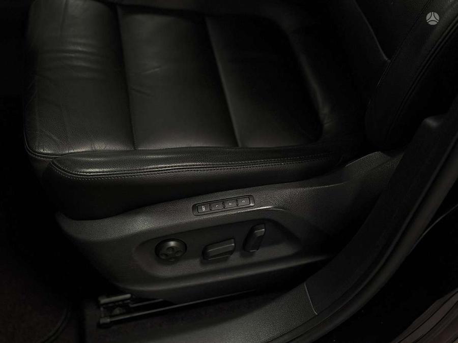 Melns SEAT Alhambra 2013 Klaipėda, ar dzinēja tilpumu 1.97 L un nobraukumu 239 tūkst. km par 12900 €, foto 22 vietnē AUTOMOTO.COM.LV