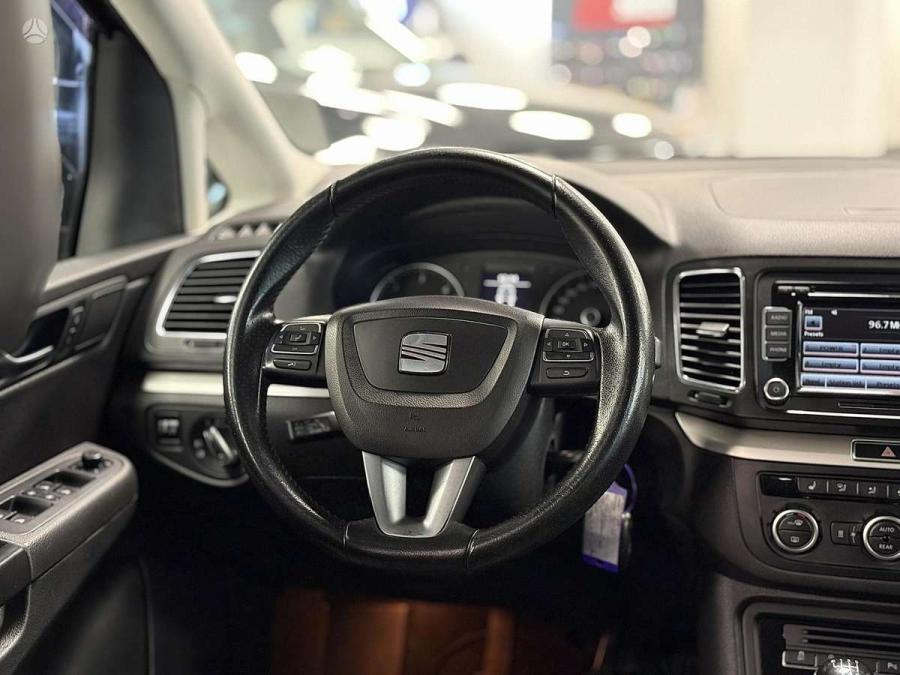 Melns SEAT Alhambra 2013 Klaipėda, ar dzinēja tilpumu 1.97 L un nobraukumu 239 tūkst. km par 12900 €, foto 23 vietnē AUTOMOTO.COM.LV