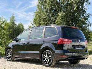 Black SEAT Alhambra 2013 in Siauliai, with an engine capacity of 1.97 L and mileage of 197 thousand km for 12450 €, photo 4 on AUTOMOTO.COM.LV