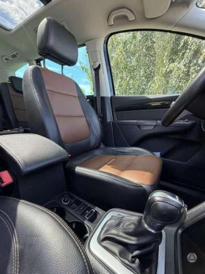 Melns SEAT Alhambra 2013 Šauļi, ar dzinēja tilpumu 1.97 L un nobraukumu 197 tūkst. km par 11500 €, foto 24 vietnē AUTOMOTO.COM.LV
