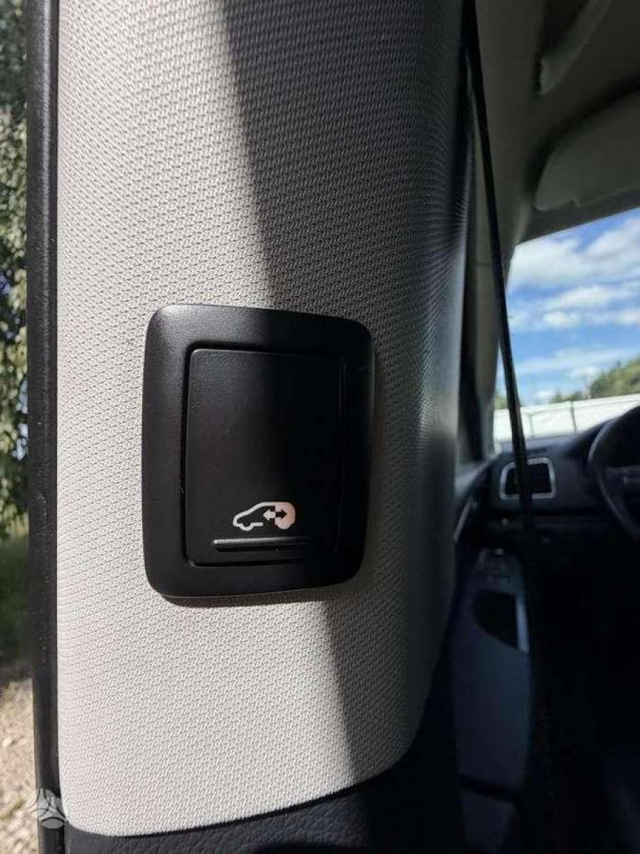 Melns SEAT Alhambra 2013 Šauļi, ar dzinēja tilpumu 1.97 L un nobraukumu 197 tūkst. km par 11500 €, foto 37 vietnē AUTOMOTO.COM.LV