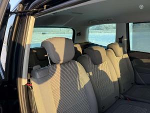 Black SEAT Alhambra 2014 in Marijampole, with an engine capacity of 1.97 L and mileage of 282 thousand km for 6350 €, photo 20 on AUTOMOTO.COM.LV