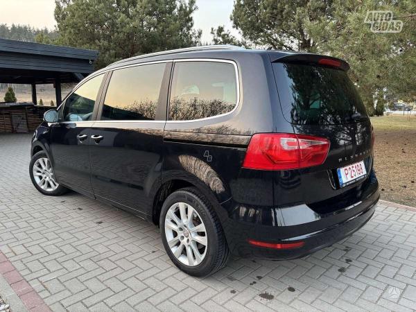 Black SEAT Alhambra 2014 in Druskininkai, with an engine capacity of 2.00 L and mileage of 299 thousand km for 7490 €, photo 2 on AUTOMOTO.COM.LV
