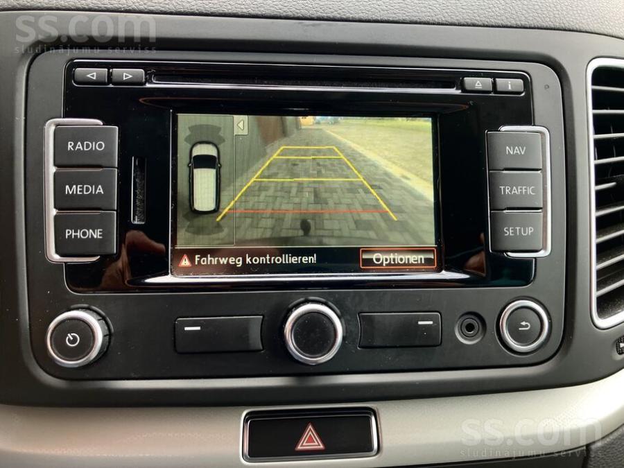 Black SEAT Alhambra 2014 in Talsi, with an engine capacity of 2.00 L and mileage of 0 thousand km for 8500 €, photo 10 on AUTOMOTO.COM.LV