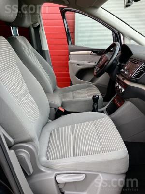 Black SEAT Alhambra 2014 in Talsi, with an engine capacity of 2.00 L and mileage of 0 thousand km for 8500 €, photo 22 on AUTOMOTO.COM.LV