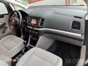 Black SEAT Alhambra 2014 in Talsi, with an engine capacity of 2.00 L and mileage of 0 thousand km for 8500 €, photo 23 on AUTOMOTO.COM.LV