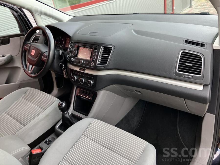 Black SEAT Alhambra 2014 in Talsi, with an engine capacity of 2.00 L and mileage of 0 thousand km for 8500 €, photo 23 on AUTOMOTO.COM.LV