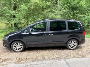 Black SEAT Alhambra 2014 in Vilnius, with an engine capacity of 1.97 L and mileage of 287 thousand km for 8300 €, photo 3 on AUTOMOTO.COM.LV