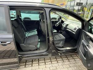 Black SEAT Alhambra 2014 in Vilnius, with an engine capacity of 1.97 L and mileage of 287 thousand km for 8300 €, photo 11 on AUTOMOTO.COM.LV