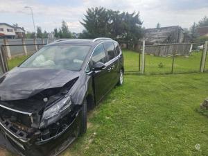 Melns SEAT Alhambra 2015 Viļņa, ar dzinēja tilpumu 1.97 L un nobraukumu 270 tūkst. km par 2900 €, foto 7 vietnē AUTOMOTO.COM.LV