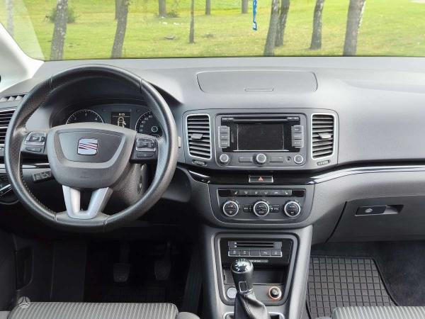 SEAT Alhambra 2015 KÄdainiai vietnÄ Melns SEAT Alhambra 2015 KÄdainiai, ar dzinÄja tilpumu 2.00 L un nobraukumu 270 tÅ«kst. km par 7700 ā¬, foto 10 vietnÄ AUTOMOTO.COM.LV
