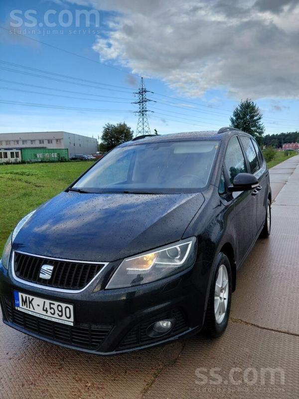 Black SEAT Alhambra 2015 in Riga, with an engine capacity of 2.00 L and mileage of 268 thousand km for 7200 €, photo 1 on AUTOMOTO.COM.LV