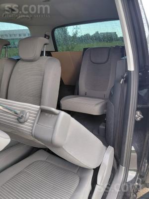 Black SEAT Alhambra 2015 in Riga, with an engine capacity of 2.00 L and mileage of 268 thousand km for 7200 €, photo 8 on AUTOMOTO.COM.LV