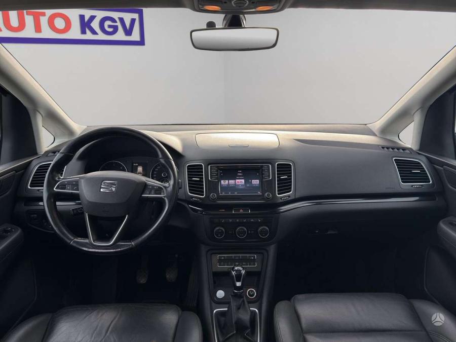 Black SEAT Alhambra 2015 in Kaunas, with an engine capacity of 2.00 L and mileage of 294 thousand km for 9799 €, photo 14 on AUTOMOTO.COM.LV