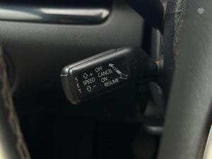 Black SEAT Alhambra 2015 in Kaunas, with an engine capacity of 2.00 L and mileage of 294 thousand km for 9799 €, photo 20 on AUTOMOTO.COM.LV