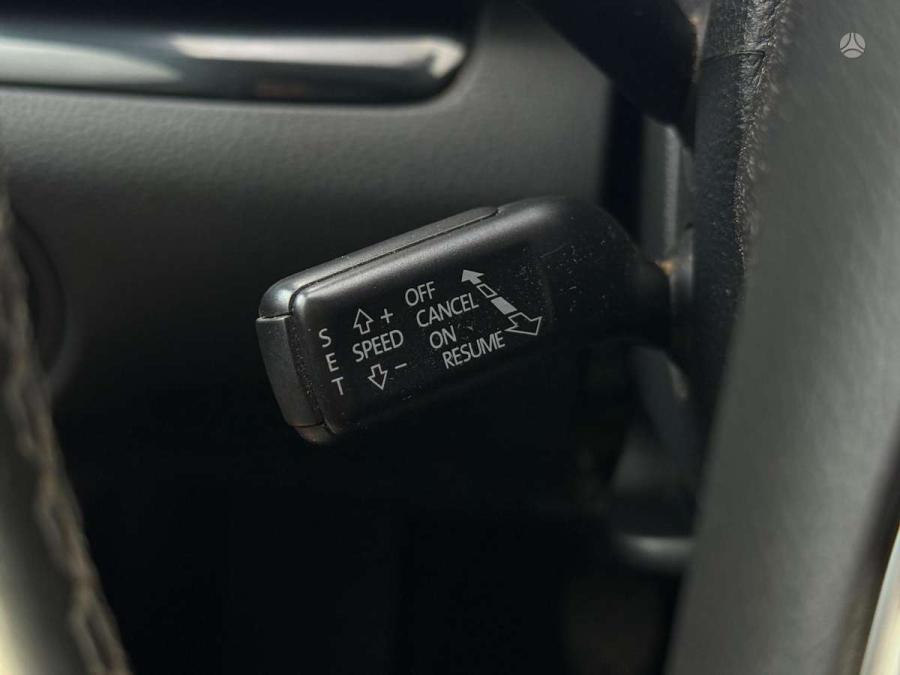 Black SEAT Alhambra 2015 in Kaunas, with an engine capacity of 2.00 L and mileage of 294 thousand km for 9799 €, photo 20 on AUTOMOTO.COM.LV