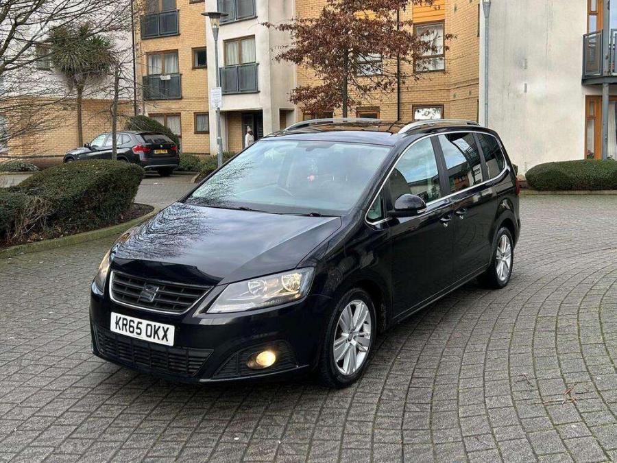 Black SEAT Alhambra 2016 in Siauliai, with an engine capacity of 1.97 L and mileage of 200 thousand km for 4295 €, photo 1 on AUTOMOTO.COM.LV