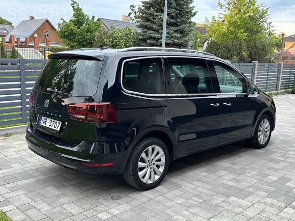Melns SEAT Alhambra 2017 Jelgava, ar dzinēja tilpumu 2.00 L un nobraukumu 215 tūkst. km par 13000 €, foto 2 vietnē AUTOMOTO.COM.LV