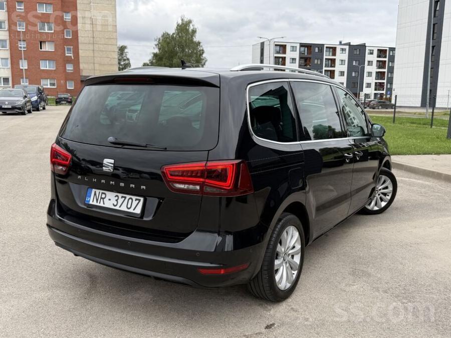 Melns SEAT Alhambra 2017 Jelgava, ar dzinēja tilpumu 2.00 L un nobraukumu 210 tūkst. km par 11500 €, foto 5 vietnē AUTOMOTO.COM.LV