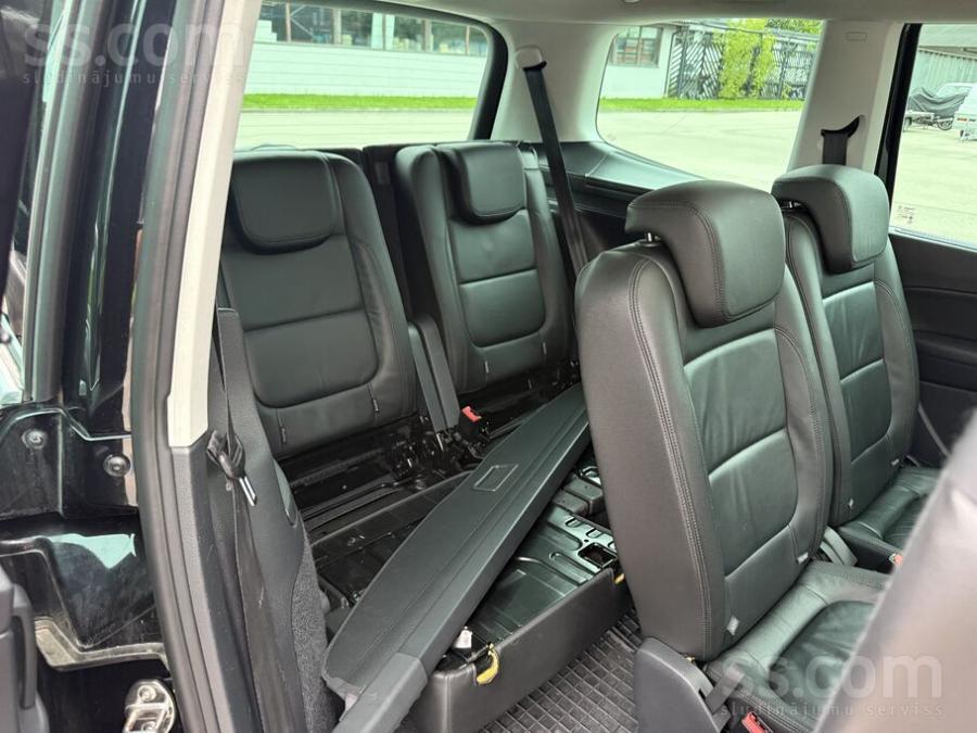 Melns SEAT Alhambra 2017 Jelgava, ar dzinēja tilpumu 2.00 L un nobraukumu 210 tūkst. km par 11500 €, foto 18 vietnē AUTOMOTO.COM.LV