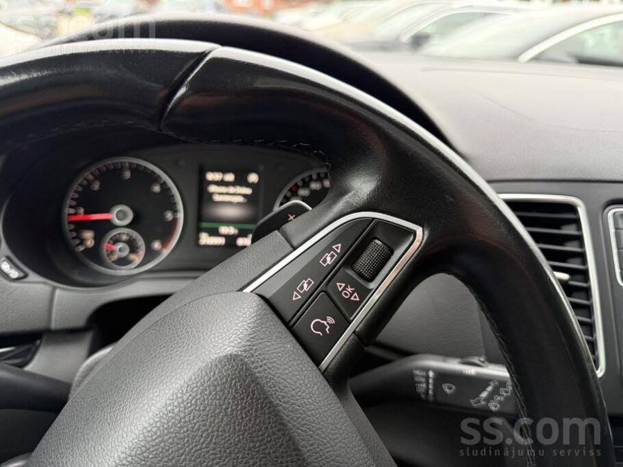 Melns SEAT Alhambra 2017 Jelgava, ar dzinēja tilpumu 2.00 L un nobraukumu 210 tūkst. km par 11500 €, foto 24 vietnē AUTOMOTO.COM.LV