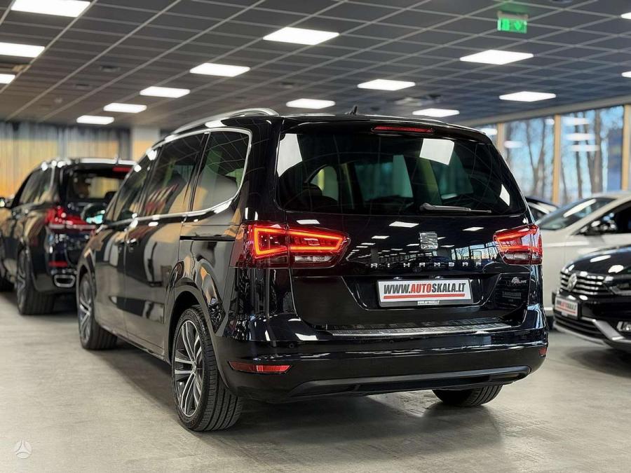 Black SEAT Alhambra 2020 in Klaipeda, with an engine capacity of 1.97 L and mileage of 239 thousand km for 15900 €, photo 3 on AUTOMOTO.COM.LV