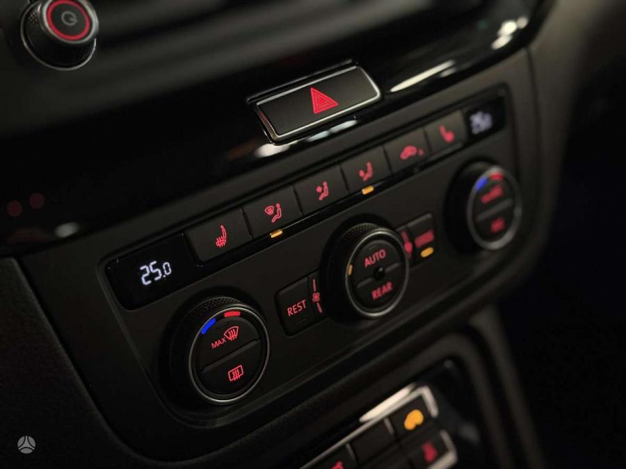 Black SEAT Alhambra 2020 in Klaipeda, with an engine capacity of 1.97 L and mileage of 239 thousand km for 15900 €, photo 34 on AUTOMOTO.COM.LV