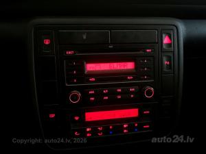 Melns SEAT Alhambra 2007 Tartu, ar dzinēja tilpumu 1.90 L un nobraukumu 380 tūkst. km par 990 €, foto 9 vietnē AUTOMOTO.COM.LV
