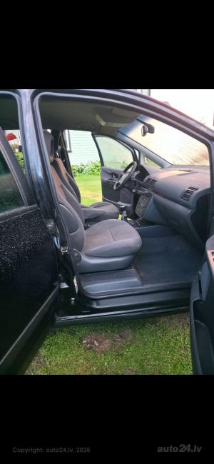 Melns SEAT Alhambra 2007 Elva, ar dzinēja tilpumu 1.90 L un nobraukumu 386 tūkst. km par 1199 €, foto 10 vietnē AUTOMOTO.COM.LV