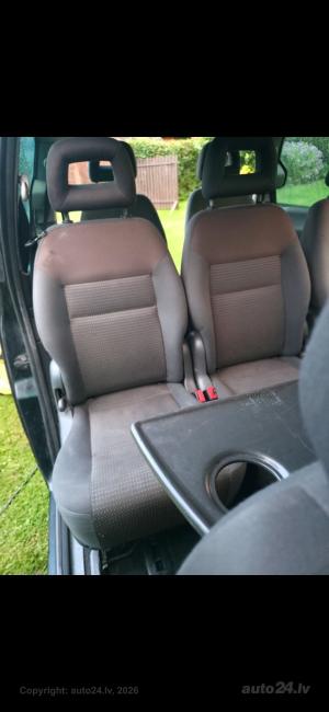 Melns SEAT Alhambra 2007 Elva, ar dzinēja tilpumu 1.90 L un nobraukumu 386 tūkst. km par 1199 €, foto 13 vietnē AUTOMOTO.COM.LV