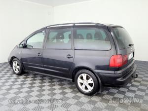 Melns SEAT Alhambra 2007 Tallina, ar dzinēja tilpumu 1.90 L un nobraukumu 389 tūkst. km par 999 €, foto 5 vietnē AUTOMOTO.COM.LV