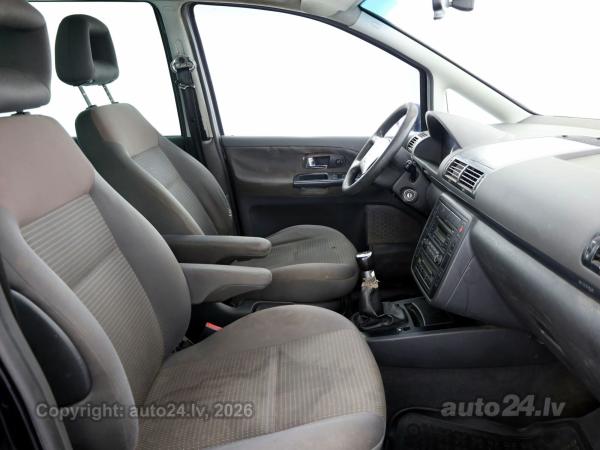 Melns SEAT Alhambra 2007 Tallina, ar dzinēja tilpumu 1.90 L un nobraukumu 389 tūkst. km par 999 €, foto 7 vietnē AUTOMOTO.COM.LV