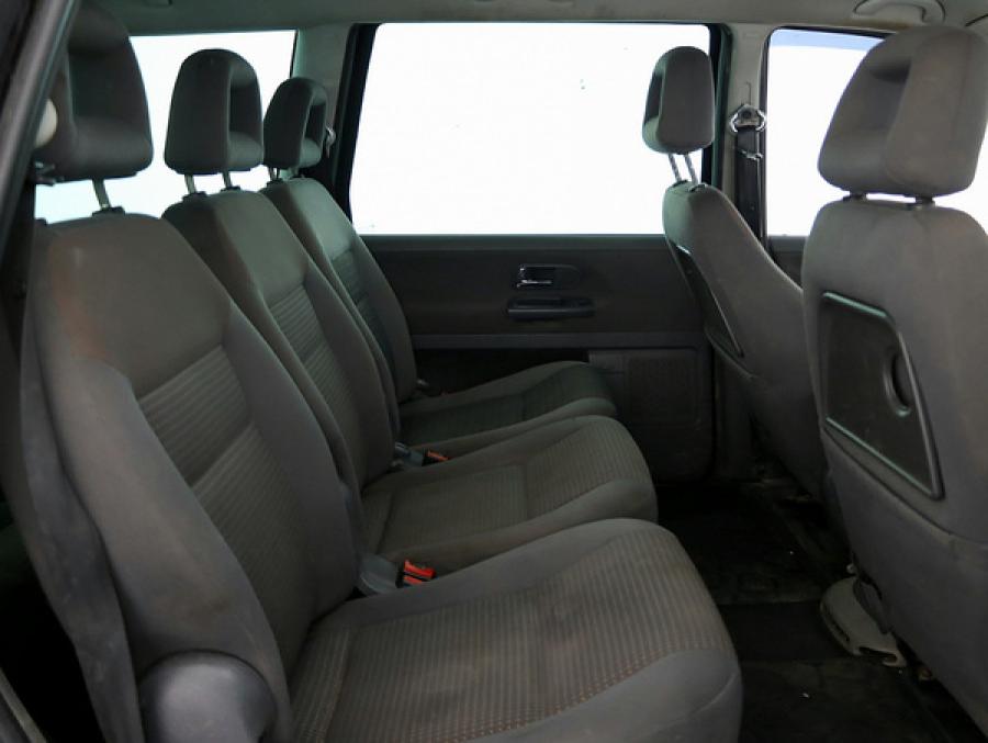 Black SEAT Alhambra 2007 in Tallinn, with an engine capacity of 1.90 L and mileage of 389 thousand km for 999 €, photo 8 on AUTOMOTO.COM.LV