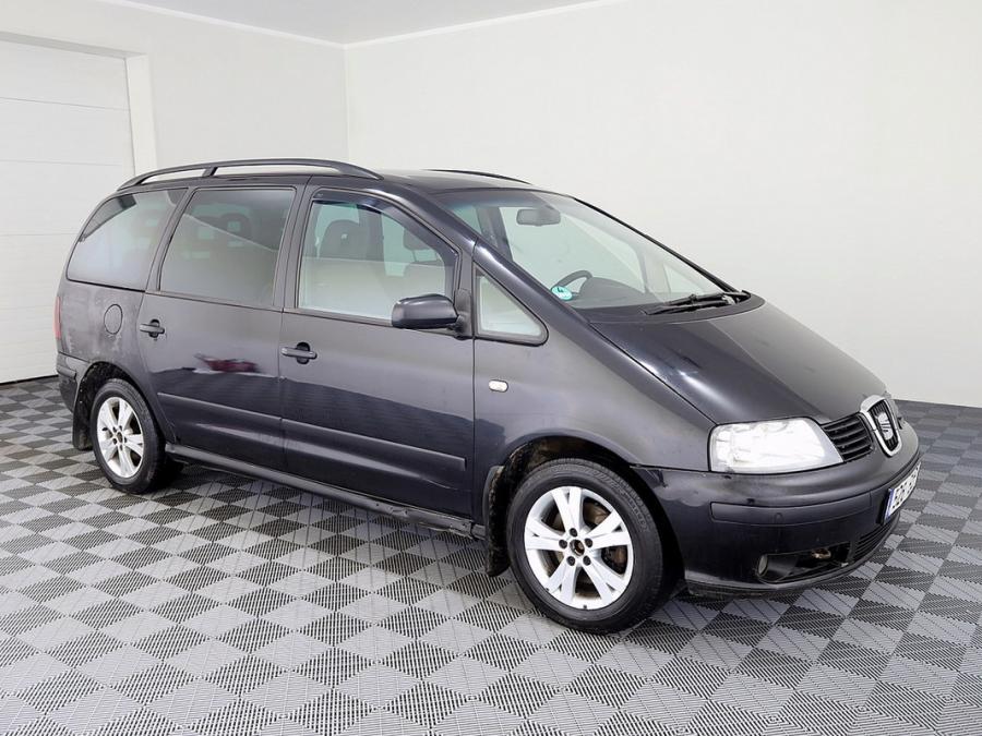 Black SEAT Alhambra 2007 in Tallinn, with an engine capacity of 1.90 L and mileage of 389 thousand km for 999 €, photo 10 on AUTOMOTO.COM.LV