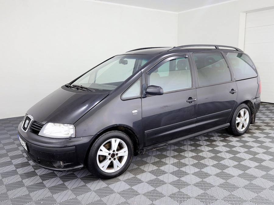 Black SEAT Alhambra 2007 in Tallinn, with an engine capacity of 1.90 L and mileage of 389 thousand km for 999 €, photo 11 on AUTOMOTO.COM.LV
