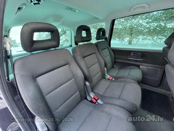 Melns SEAT Alhambra 2008 Tartu, ar dzinēja tilpumu 2.00 L un nobraukumu 220 tūkst. km par 3990 €, foto 8 vietnē AUTOMOTO.COM.LV