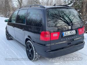 Melns SEAT Alhambra 2008 Tartu, ar dzinēja tilpumu 2.00 L un nobraukumu 220 tūkst. km par 3990 €, foto 16 vietnē AUTOMOTO.COM.LV