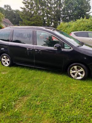 Melns SEAT Alhambra 2011 Tartu, ar dzinēja tilpumu 2.00 L un nobraukumu 300 tūkst. km par 5400 €, foto 4 vietnē AUTOMOTO.COM.LV