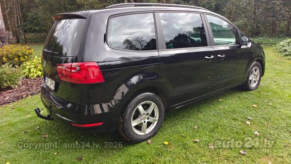 Black SEAT Alhambra 2011 in Saue, with an engine capacity of 2.00 L and mileage of 242 thousand km for 6000 €, photo 6 on AUTOMOTO.COM.LV