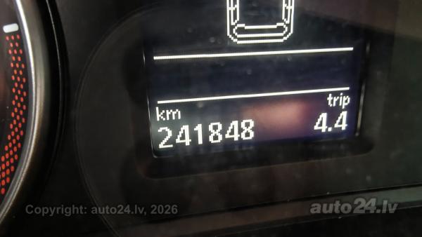 Black SEAT Alhambra 2011 in Saue, with an engine capacity of 2.00 L and mileage of 242 thousand km for 6000 €, photo 10 on AUTOMOTO.COM.LV