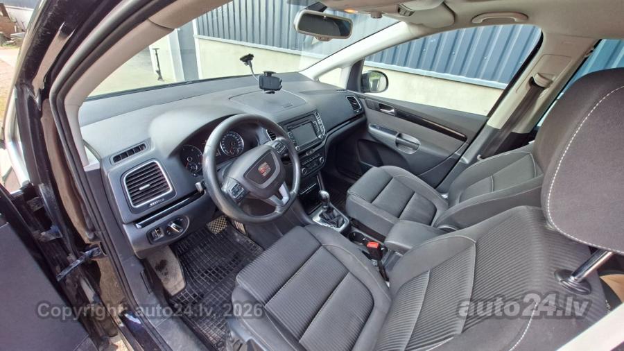 Melns SEAT Alhambra 2012 Tallina, ar dzinēja tilpumu 2.00 L un nobraukumu 285 tūkst. km par 6800 €, foto 7 vietnē AUTOMOTO.COM.LV