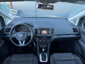 Melns SEAT Alhambra 2015 Tallina, ar dzinēja tilpumu 2.00 L un nobraukumu 0 tūkst. km par 9399 €, foto 10 vietnē AUTOMOTO.COM.LV