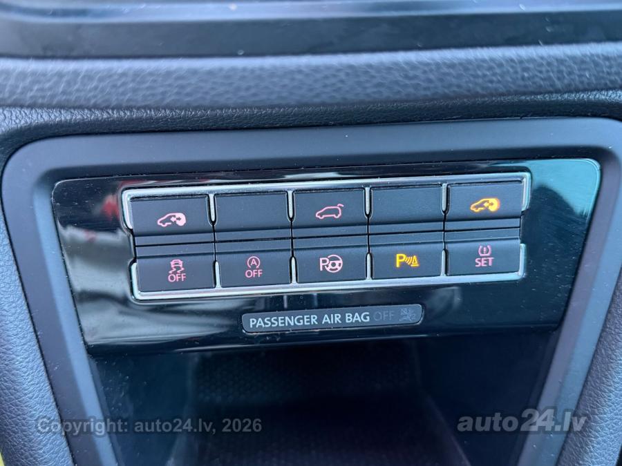 Melns SEAT Alhambra 2015 Tallina, ar dzinēja tilpumu 2.00 L un nobraukumu 0 tūkst. km par 9399 €, foto 18 vietnē AUTOMOTO.COM.LV