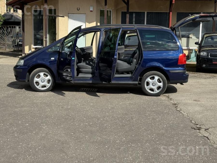 Zils SEAT Alhambra 2007 Rīga, ar dzinēja tilpumu 1.80 L un nobraukumu 198 tūkst. km par 4150 €, foto 1 vietnē AUTOMOTO.COM.LV