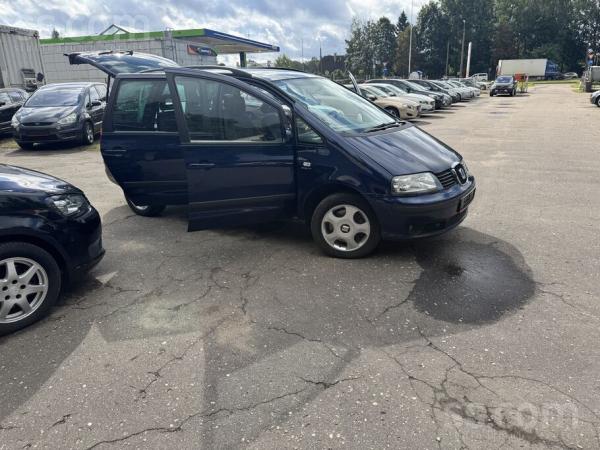 Zils SEAT Alhambra 2007 Rīga, ar dzinēja tilpumu 1.80 L un nobraukumu 198 tūkst. km par 4150 €, foto 5 vietnē AUTOMOTO.COM.LV